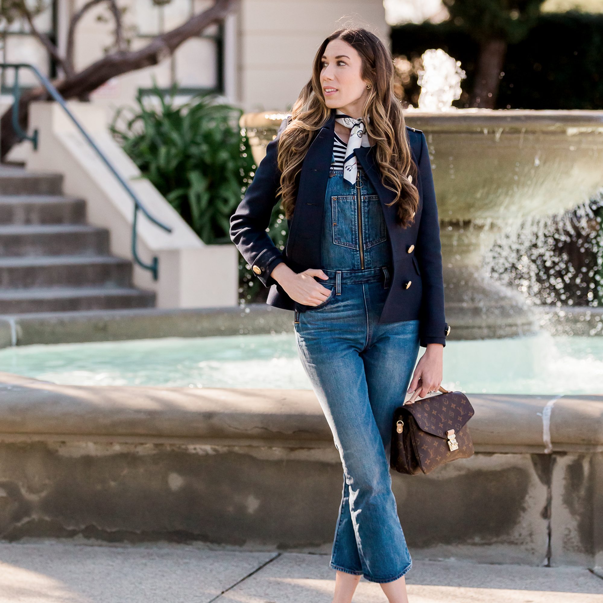The 90’s Comeback-Overalls – Champagne Colored Glasses