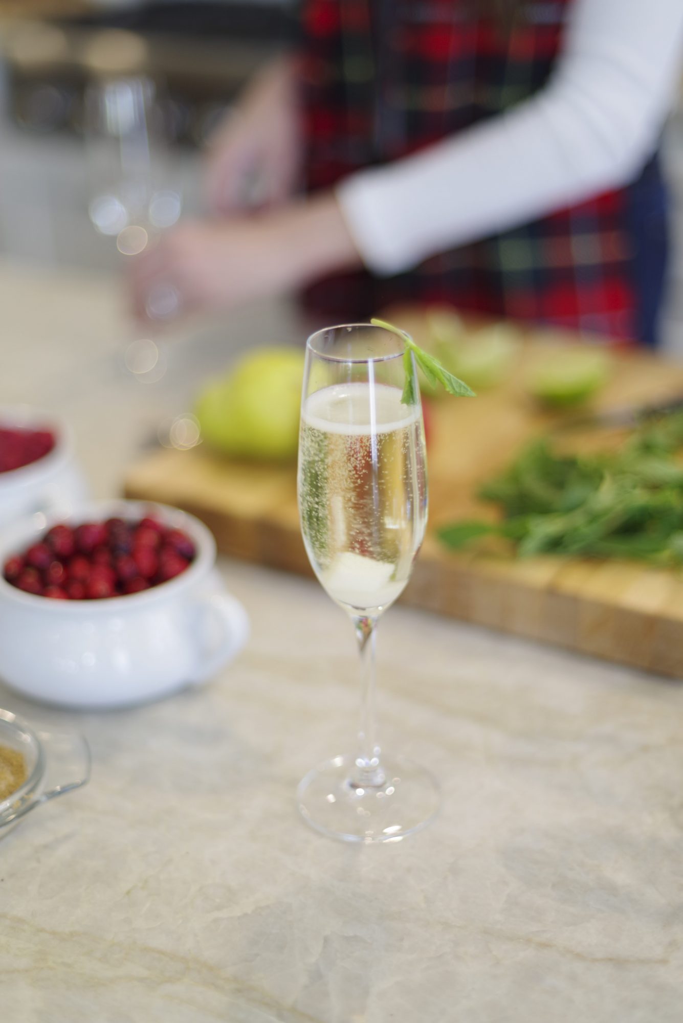 My Favorite Holiday Champagne Cocktail Recipes – Champagne Colored Glasses